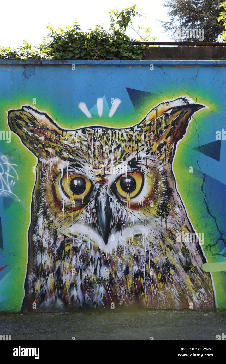 Owl Graffiti Stock Photos & Owl Graffiti Stock Images - Alamy