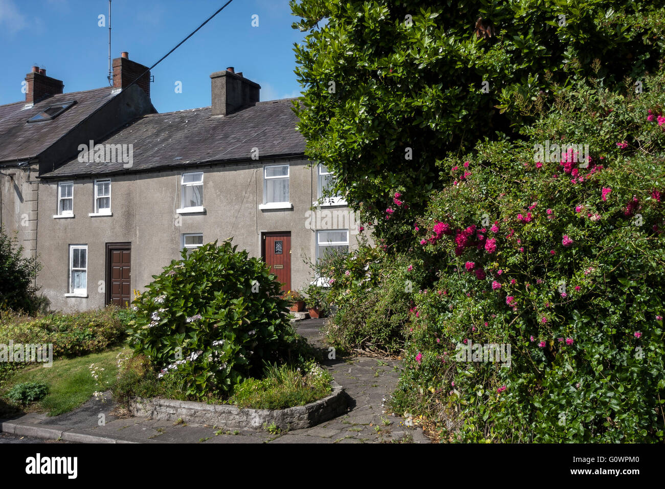 Village street northern ireland hi-res stock photography and images - Alamy