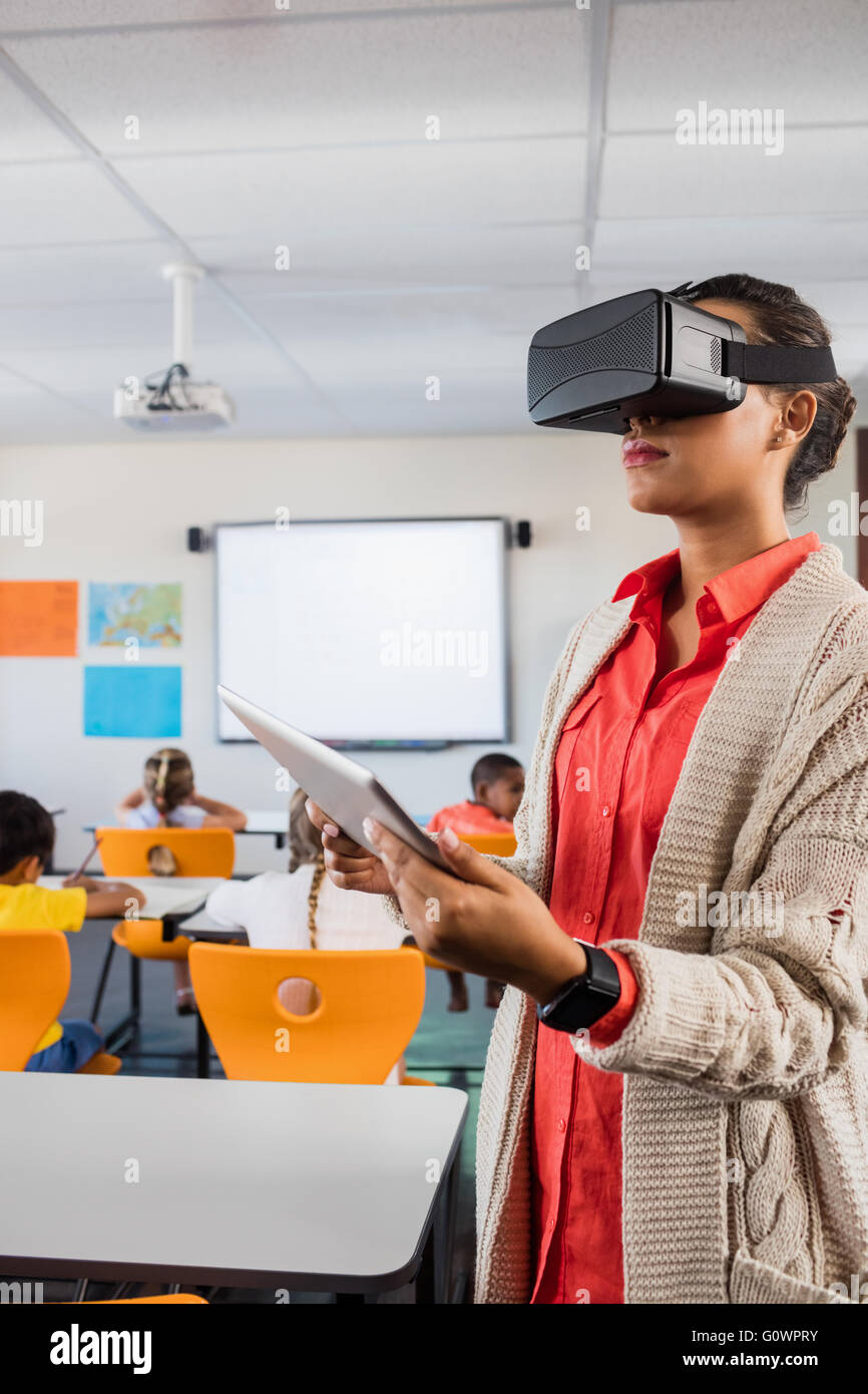Asian school glasses class hi-res stock photography and images - Alamy