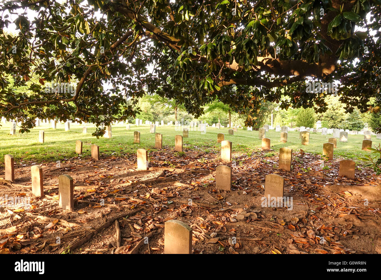 Oakland cemetery Atlanta Stock Photo - Alamy