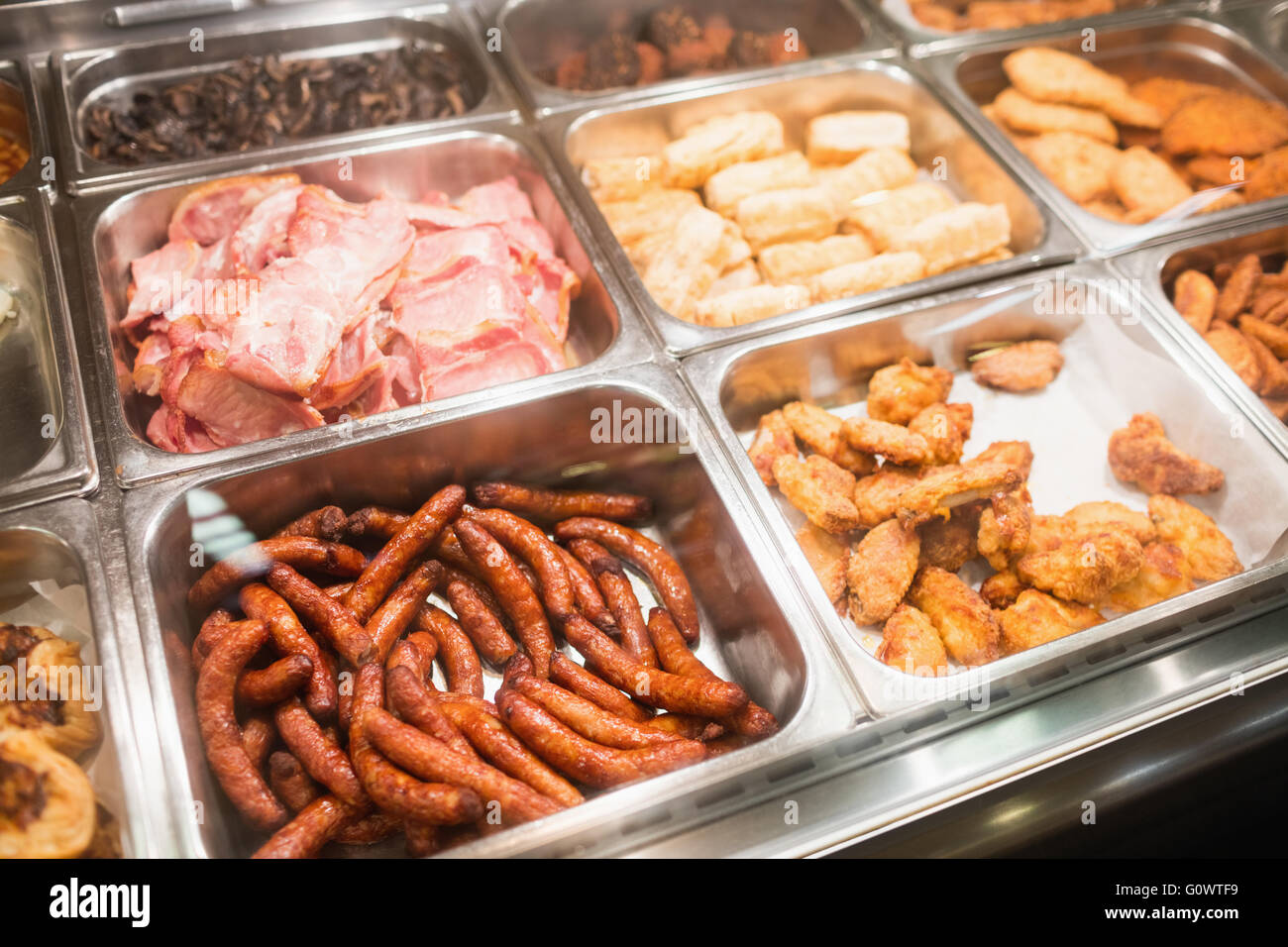Meat counter supermarket hi-res stock photography and images - Alamy