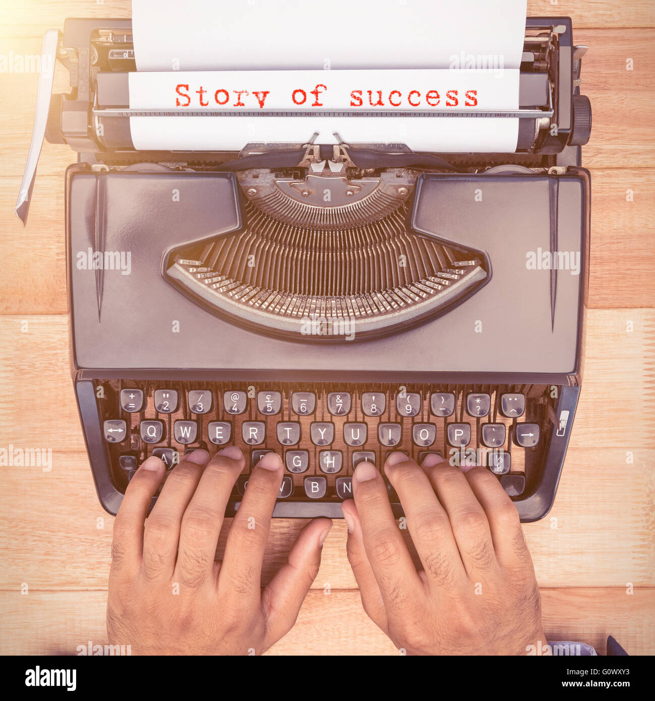Message success hi-res stock photography and images - Alamy