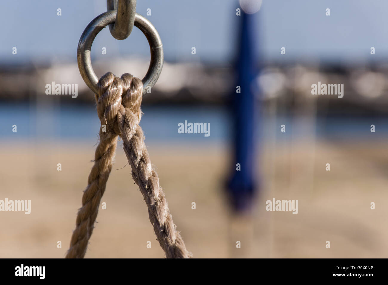 Team stone beach hi-res stock photography and images - Alamy