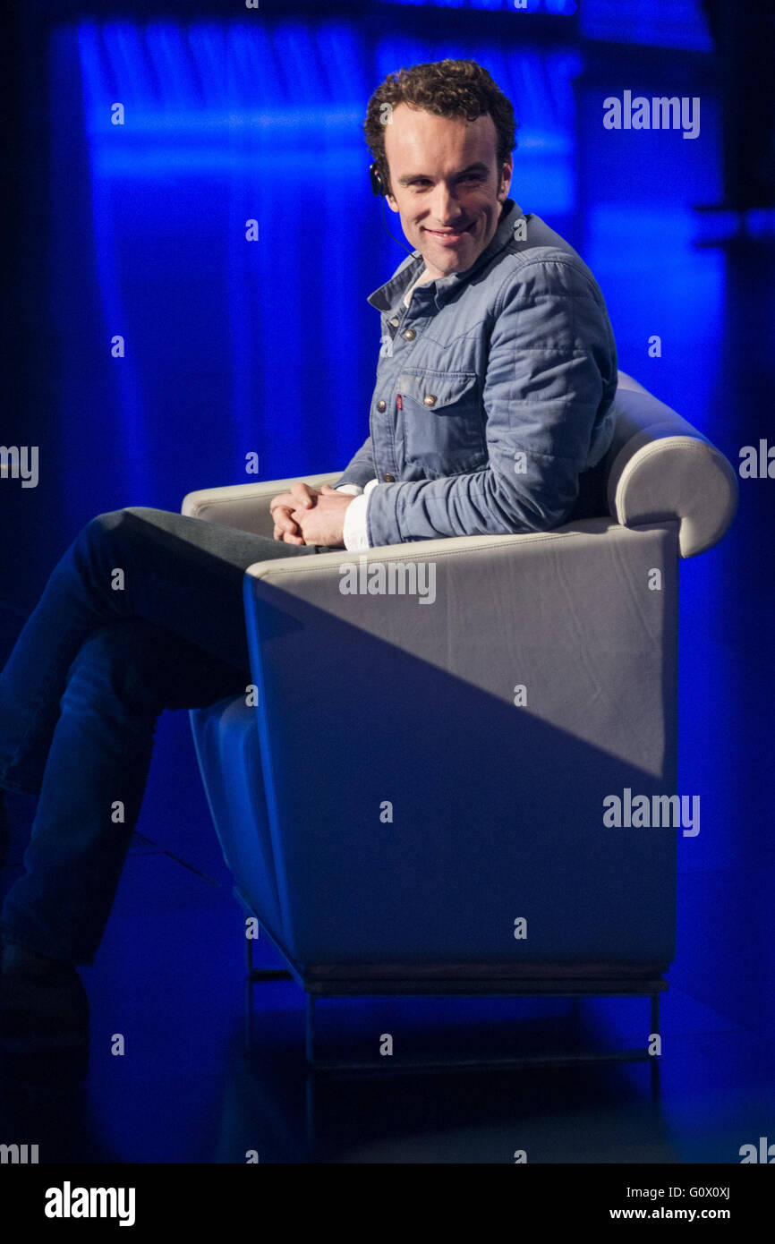 American author Elliot Ackerman appears as a guest on Italian talk show ...