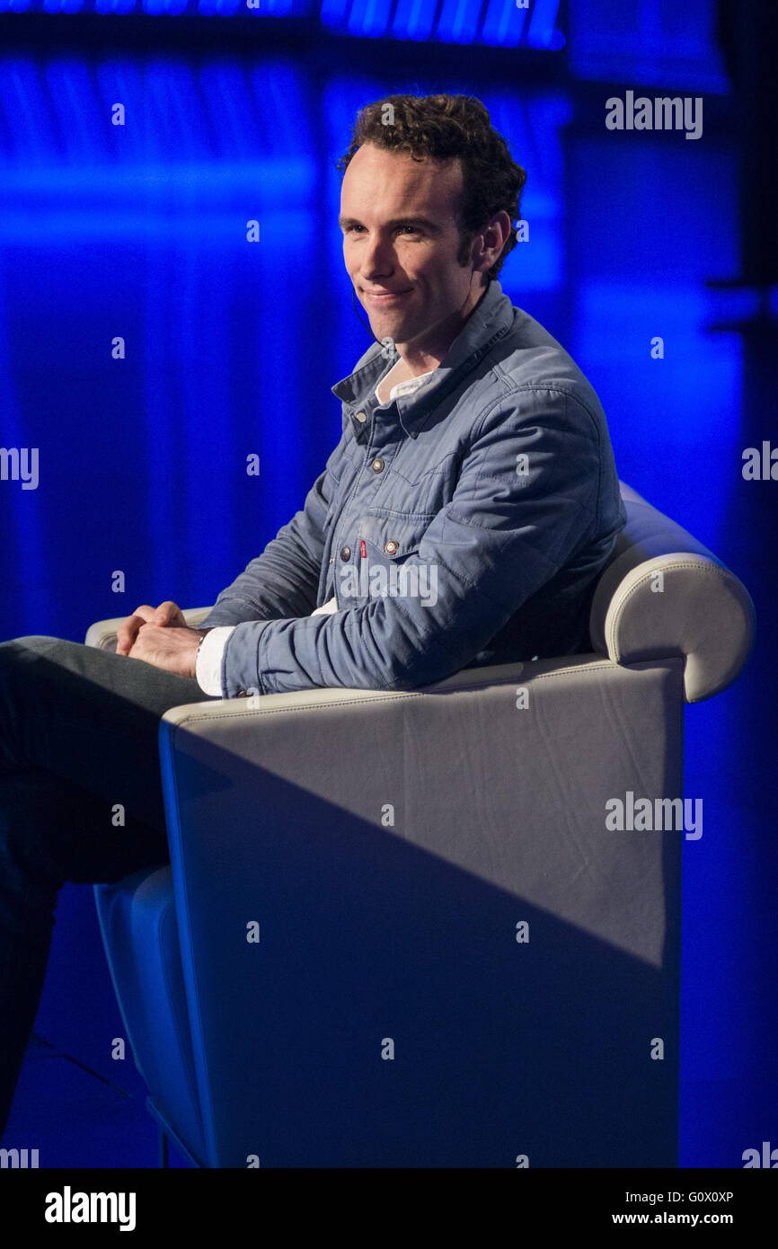 American author Elliot Ackerman appears as a guest on Italian talk show ...