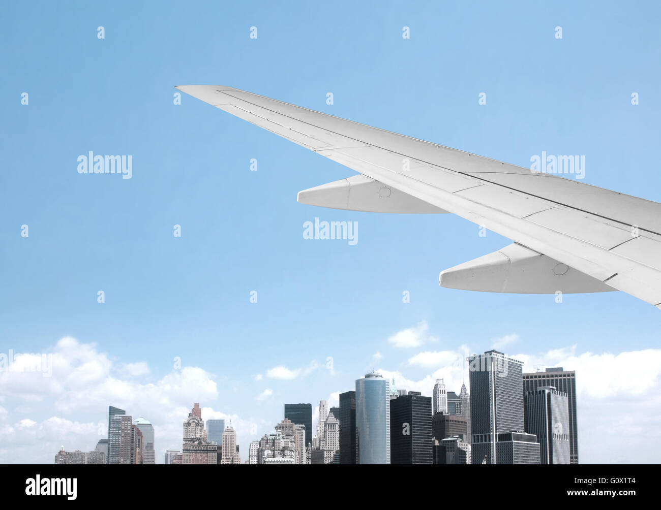 Nyc plane hi-res stock photography and images - Alamy
