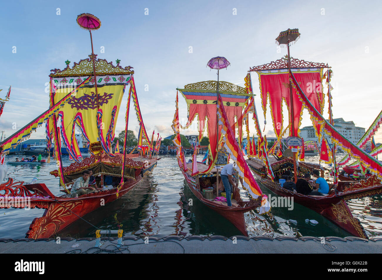 Traditional bajaus boat called lepa hi-res stock photography and images ...