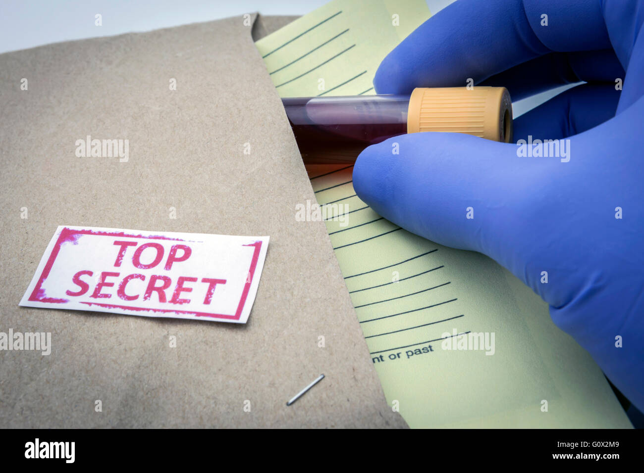 Blood test laboratory hi-res stock photography and images - Alamy