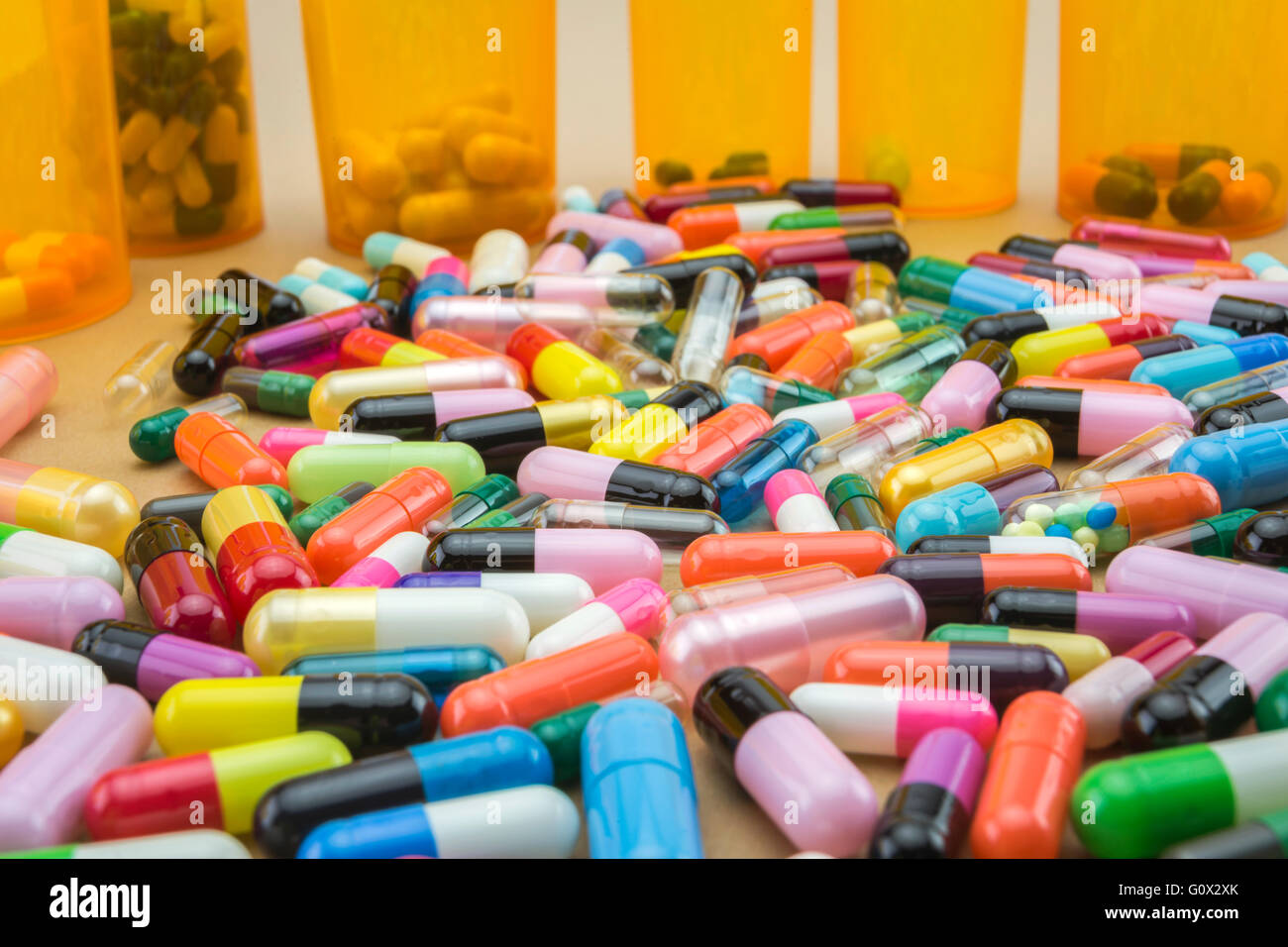Many medicines pills capsules of diferent size Stock Photo - Alamy