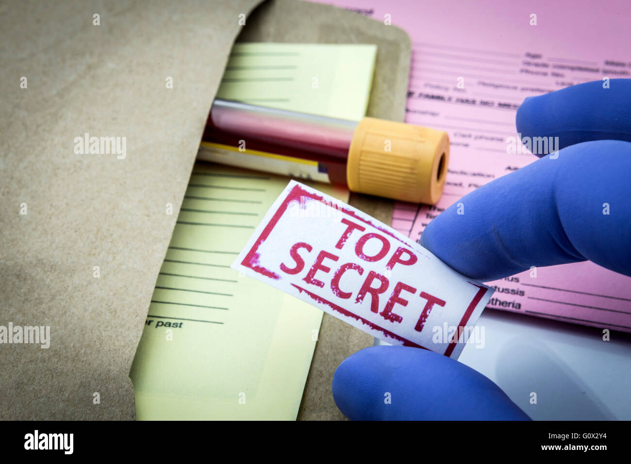 Blood test laboratory hi-res stock photography and images - Alamy