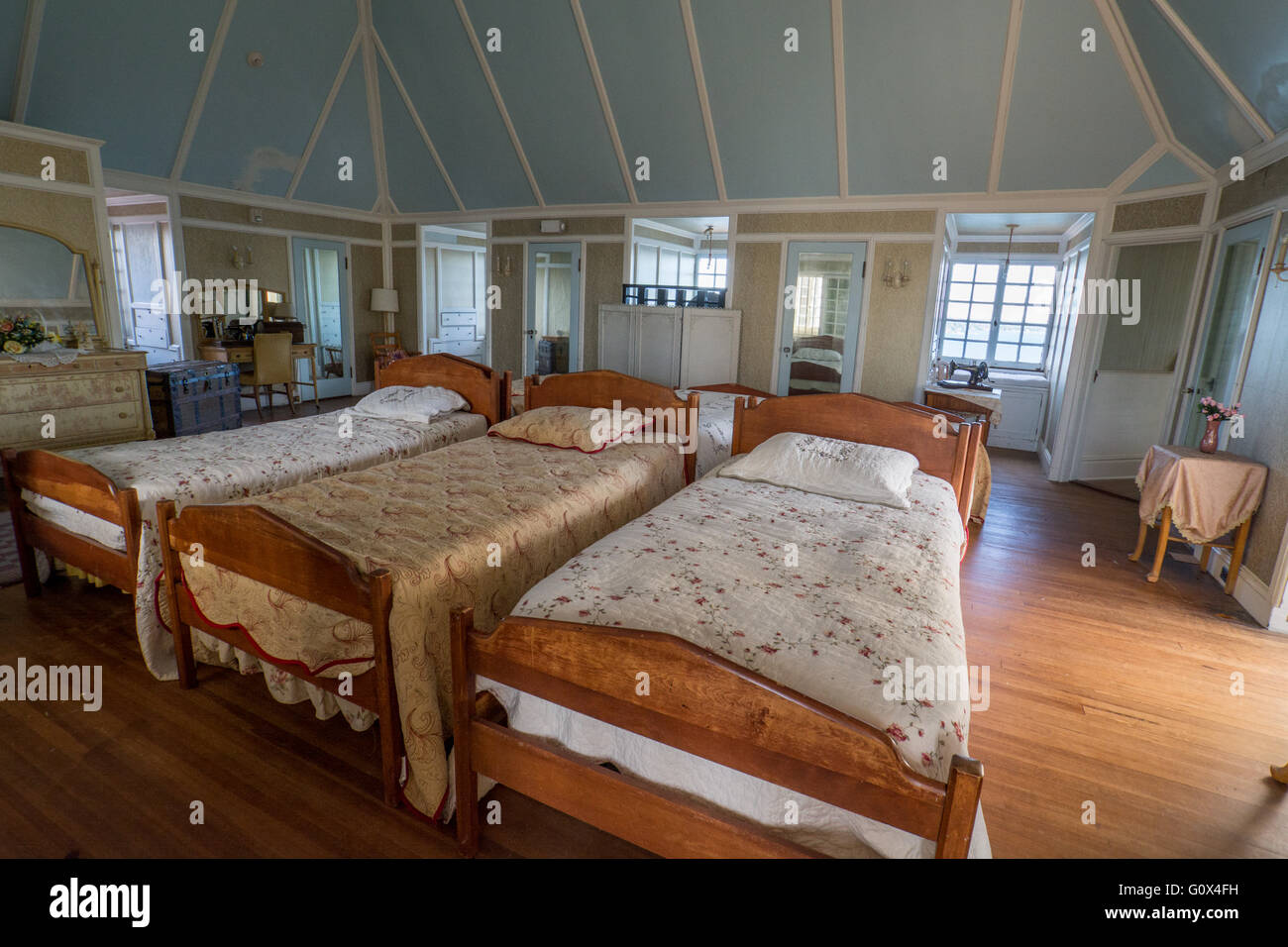 Singer castle hi-res stock photography and images - Alamy