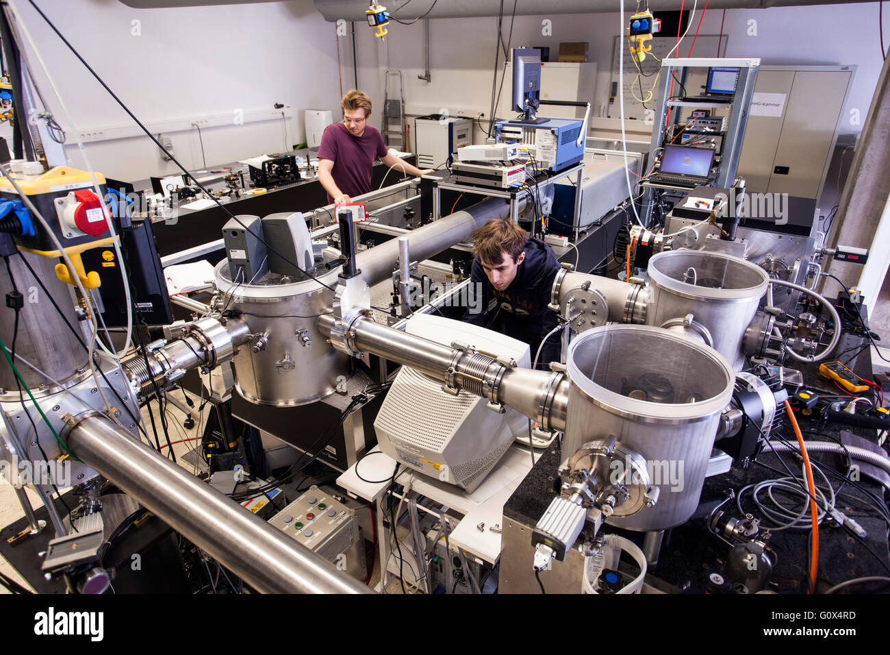 Research group of the Laser and Plasma Physics Laboratory of Prof ...