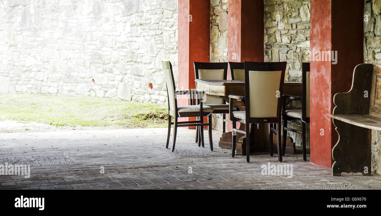 Old style traditional Italian trattoria restaurant Stock Photo - Alamy