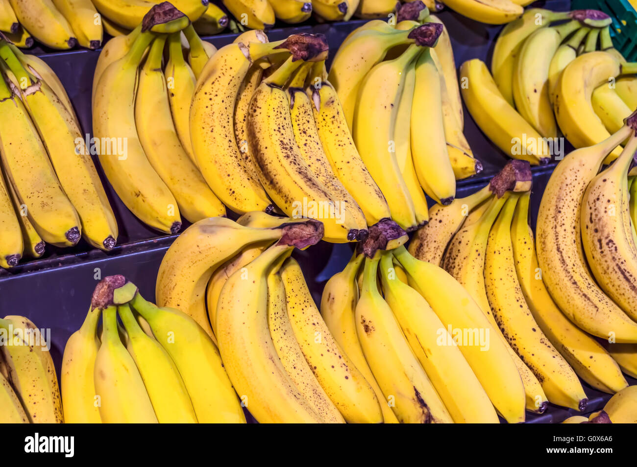 Food banana hi-res stock photography and images - Alamy