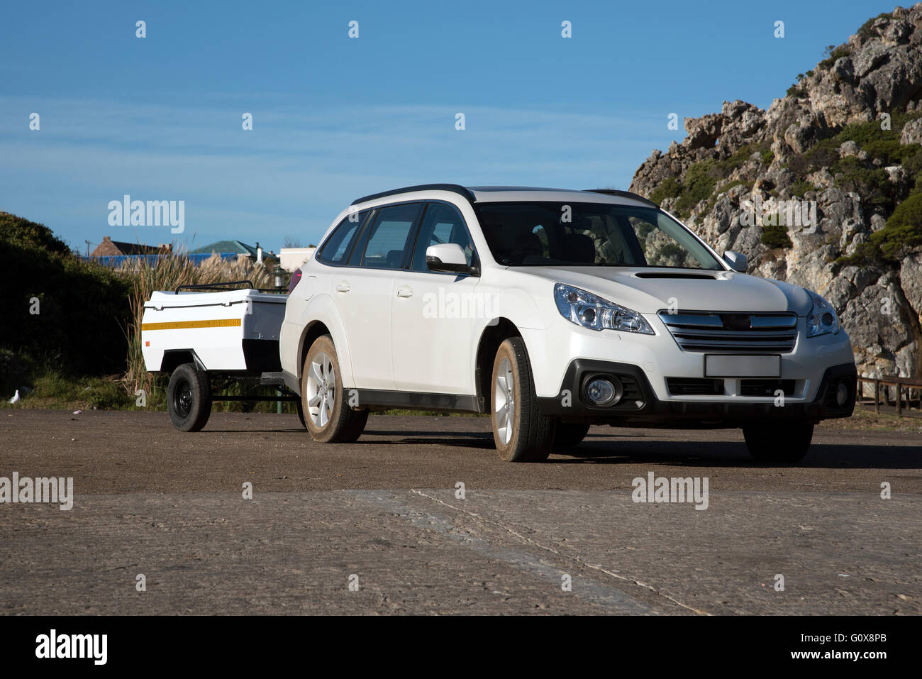Towing a trailer with car hi-res stock photography and images - Alamy
