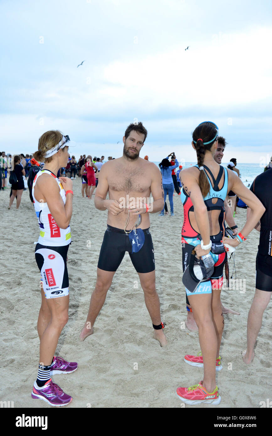 Celebrities and participants take part in Life Time South Beach ...
