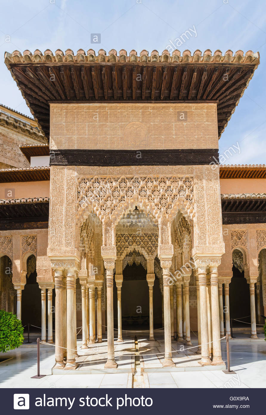 Arabesque Decoration High Resolution Stock Photography and Images - Alamy