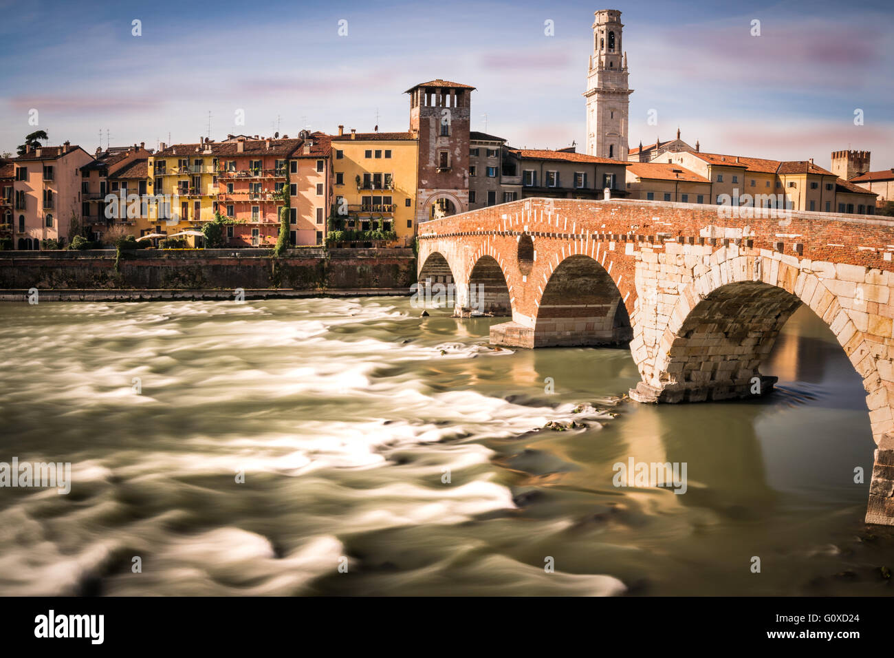 "Stone Bridge", the famous old bridge in Verona crosses the Adige river ...