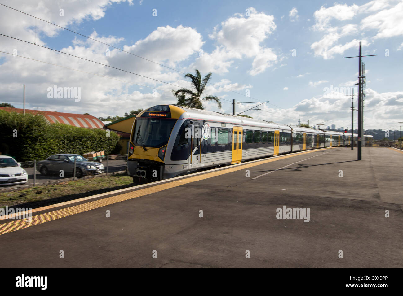 Auckland transport electric train hi-res stock photography and images ...