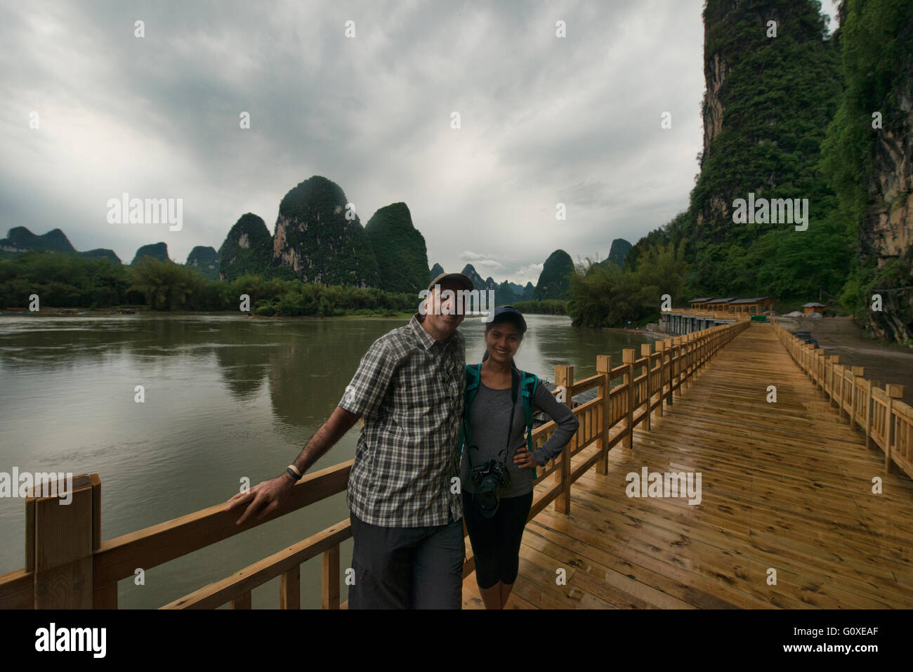 Sightseeing at the famous 20 yuan view of the Li River, Xingping ...