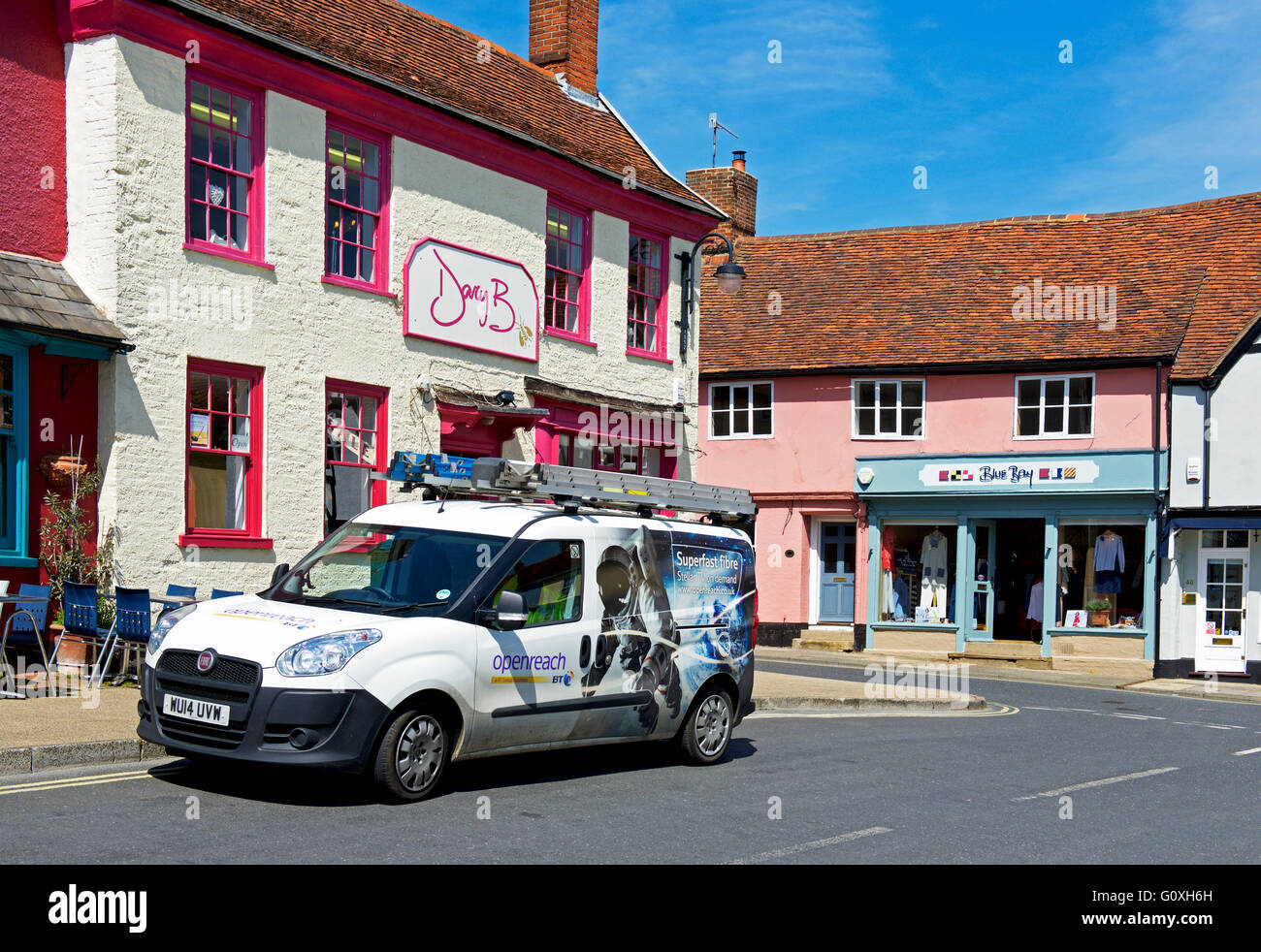 Openreach van hi-res stock photography and images - Alamy