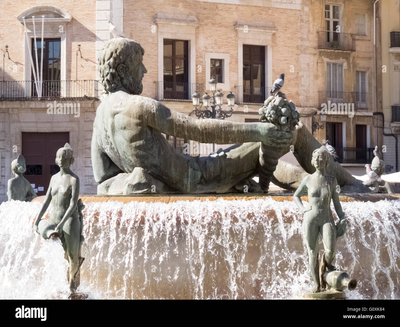 Statue in a fountain Stock Photo - Alamy