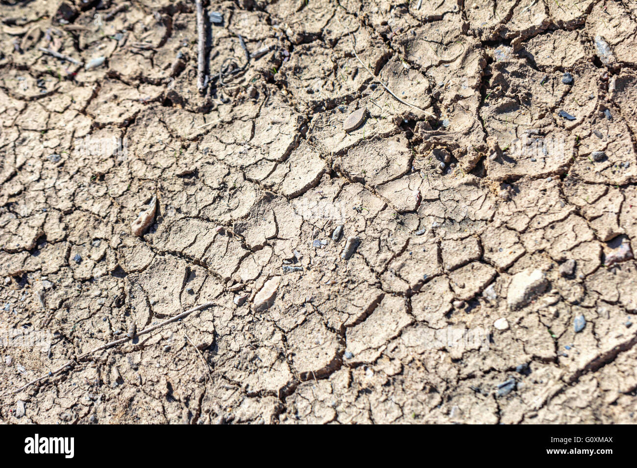 Grey cracked earth hi-res stock photography and images - Alamy
