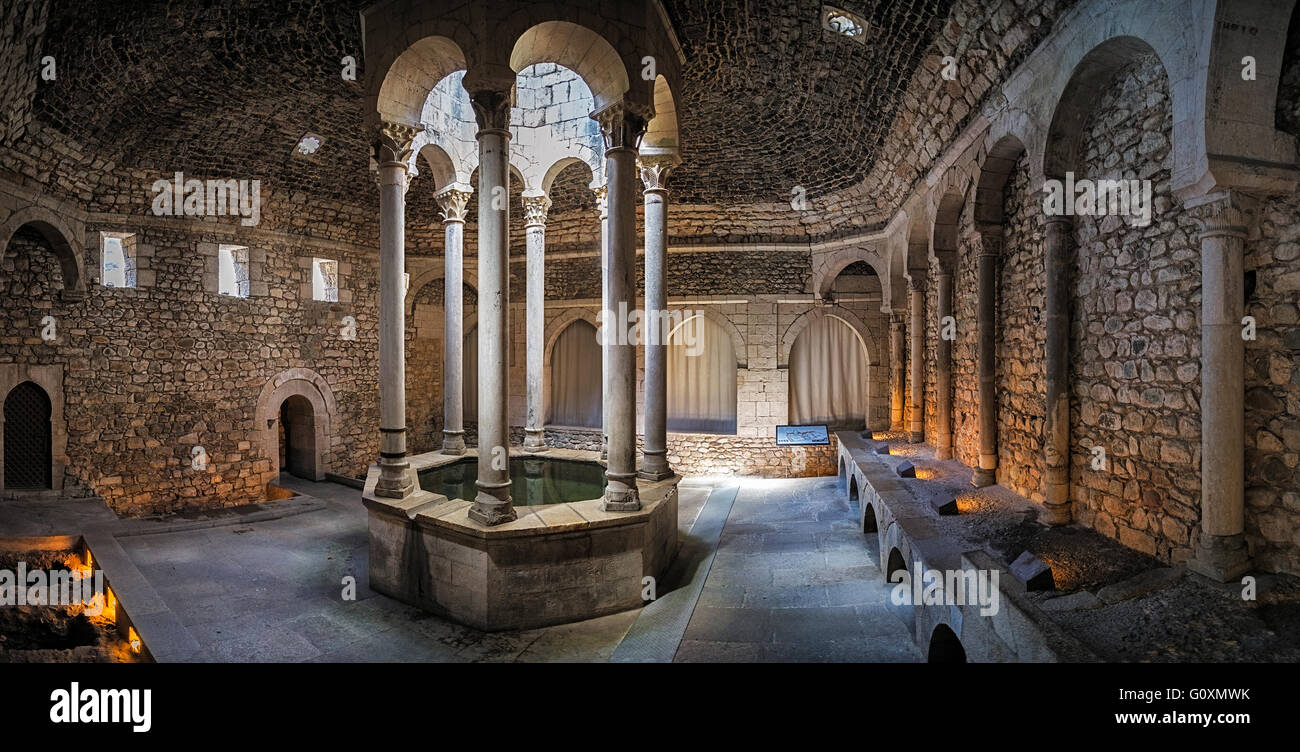 Banys hi-res stock photography and images - Alamy