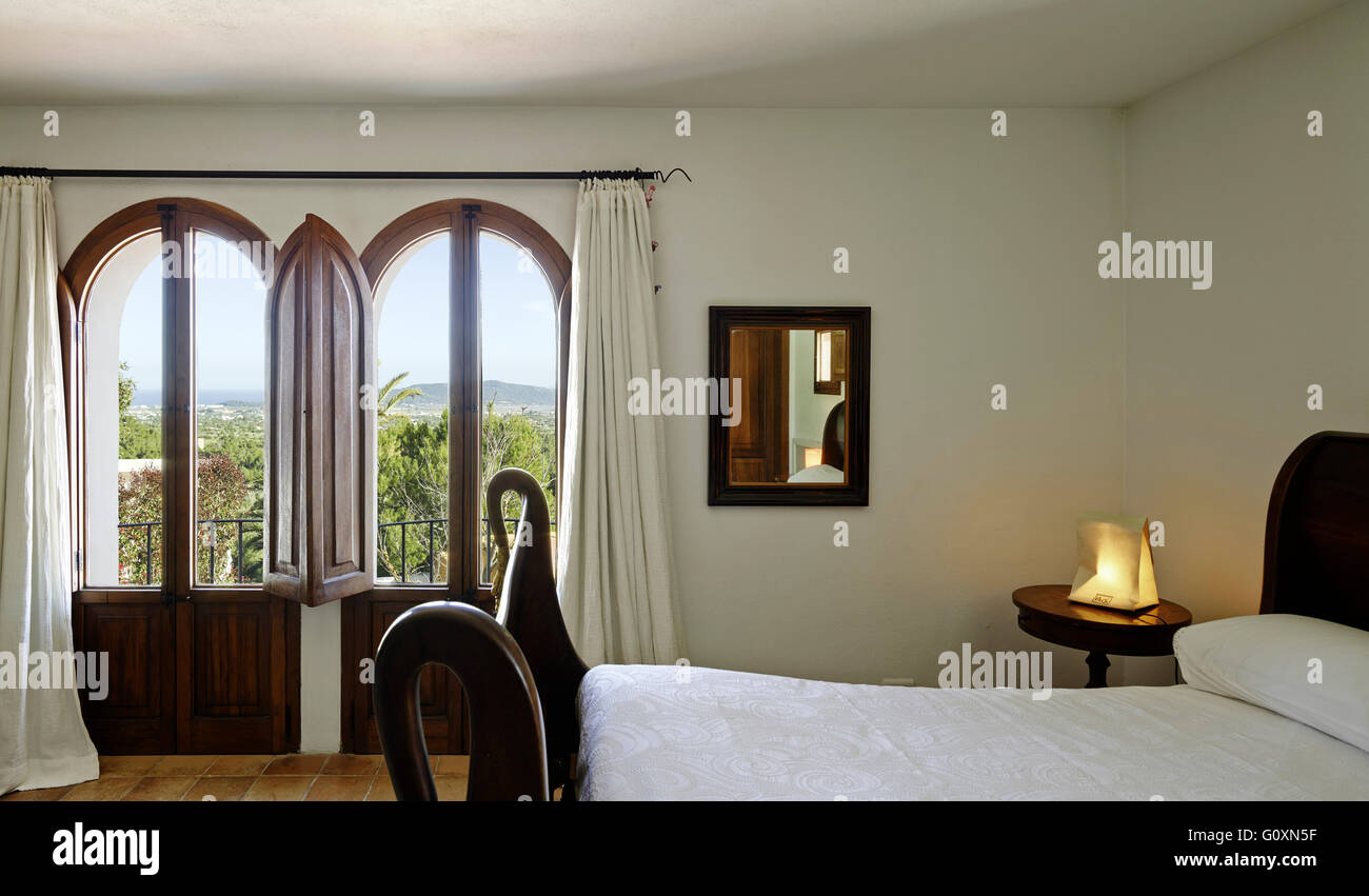See through bedroom hi-res stock photography and images - Alamy