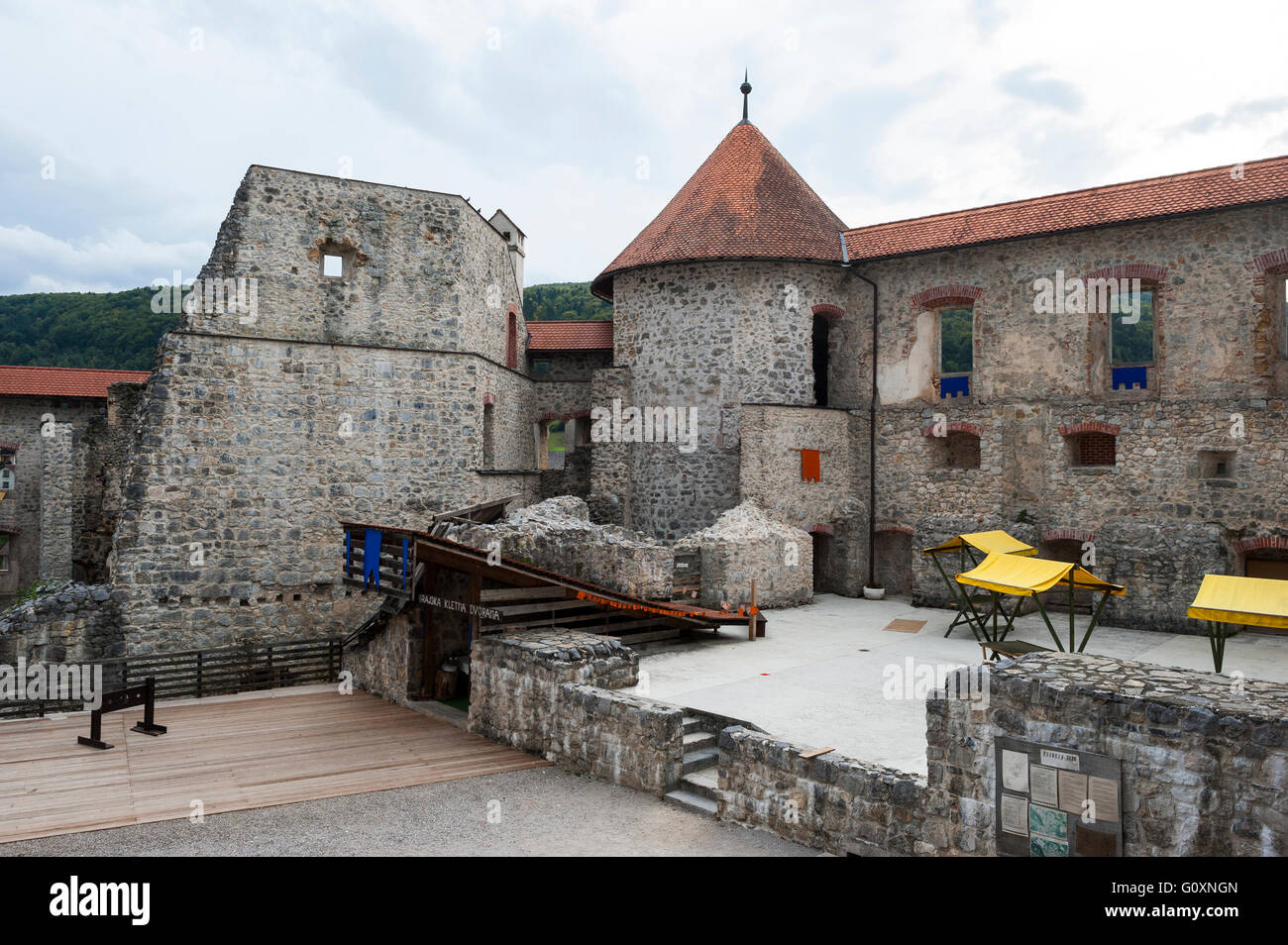 Žužemberk Castle, Dinaric Alps, Lower Carniola, Southeast Slovenia ...