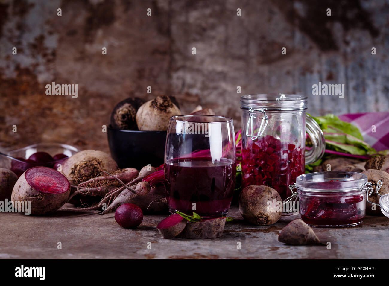 Jars leaves hi-res stock photography and images - Alamy