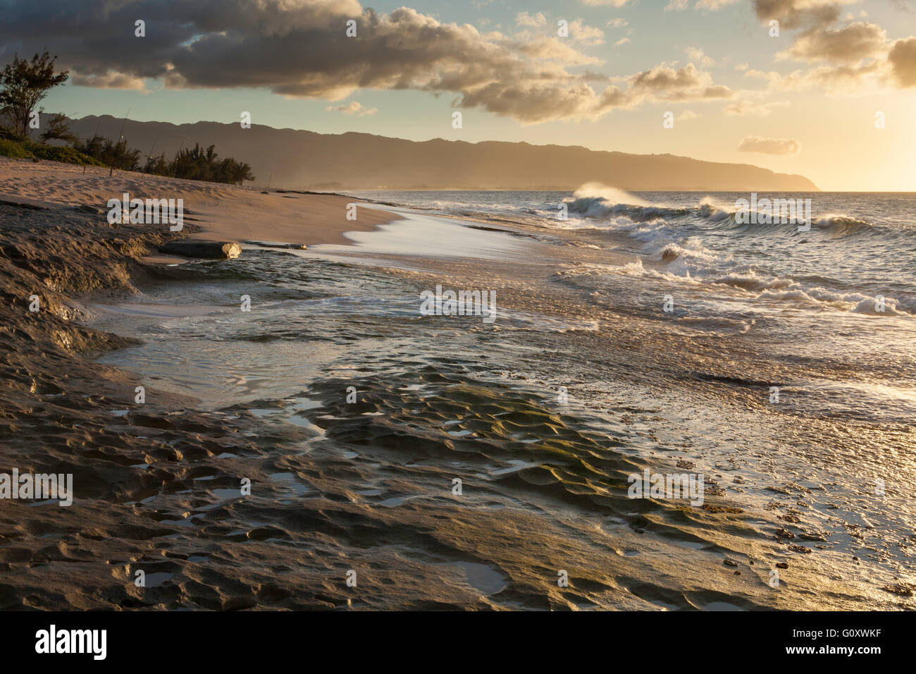 Mokuleia beach hi-res stock photography and images - Alamy