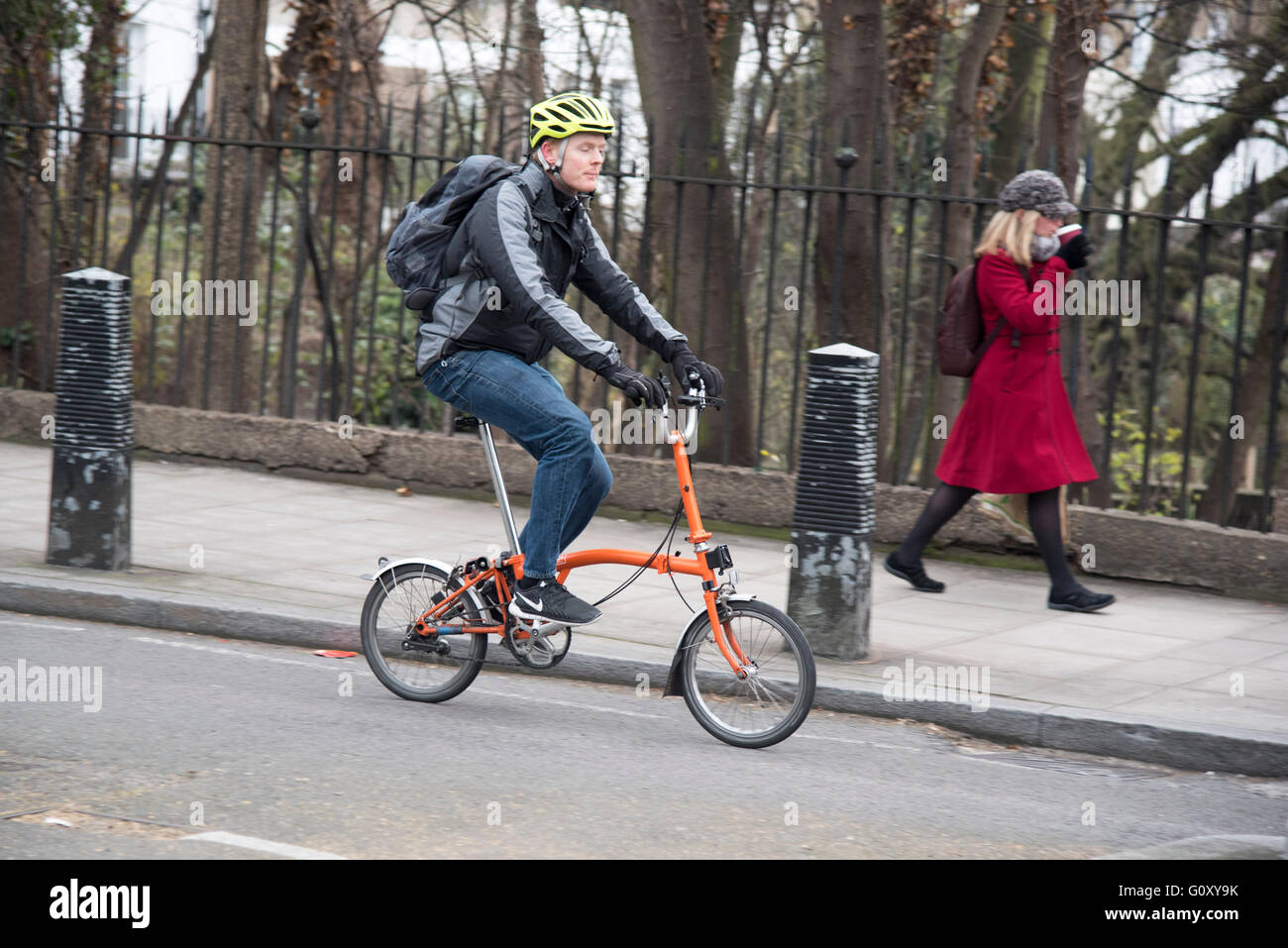 Cyclist cycling commuter pedal bike ride to work Stock Photo - Alamy