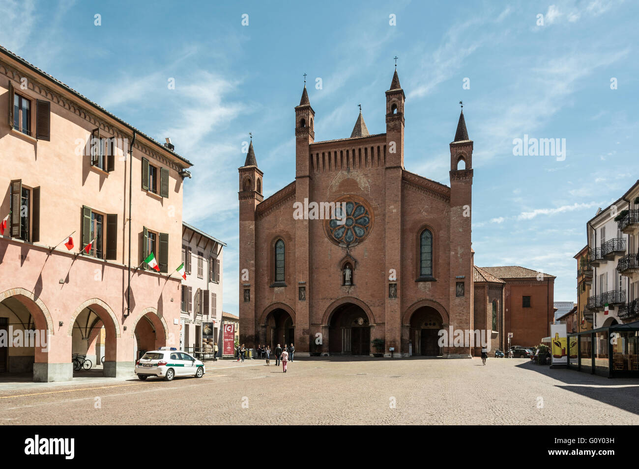 Alba italy hi-res stock photography and images - Alamy