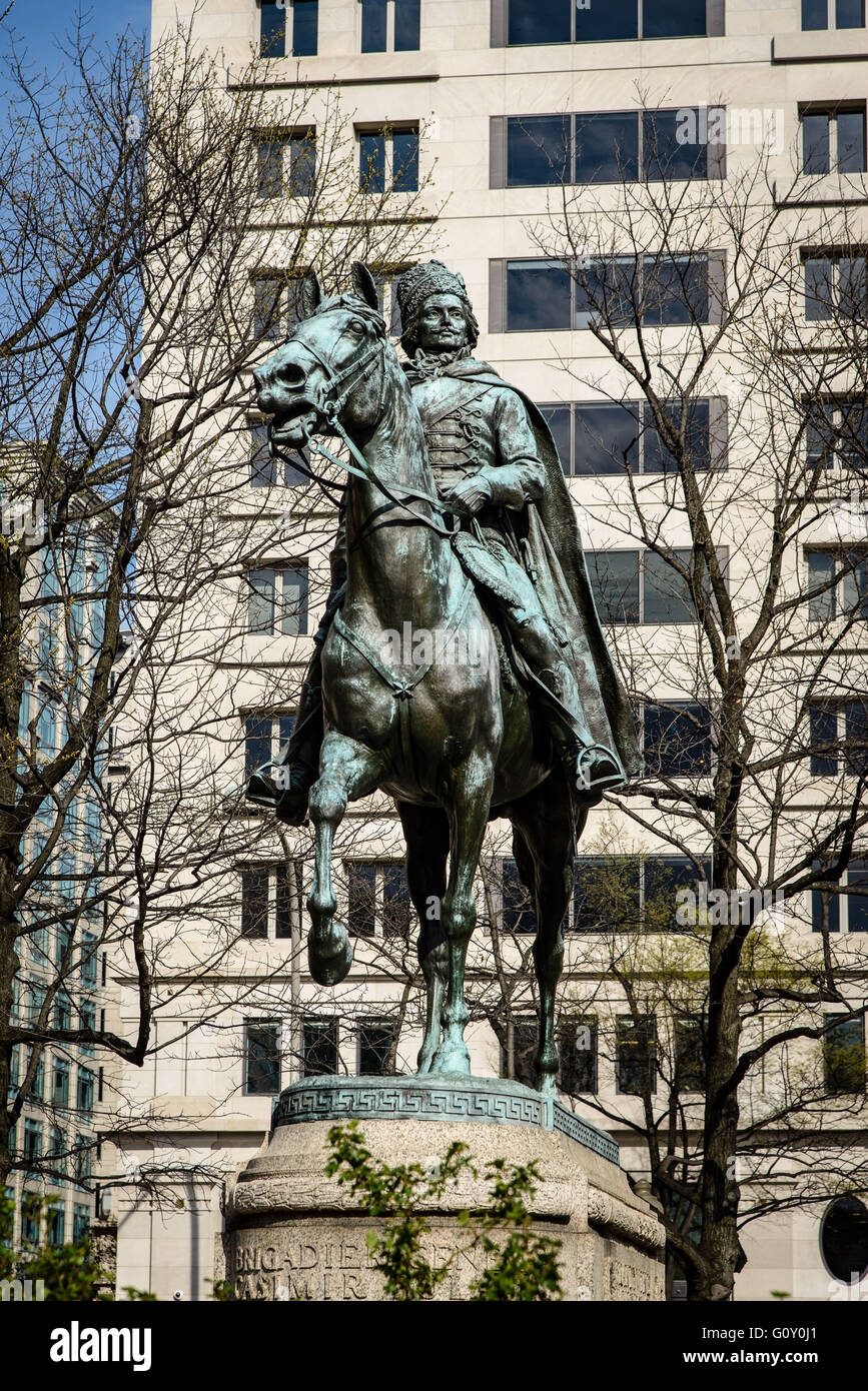 Brigadier General Count Casimir Pulaski statue, Freedom Plaza ...