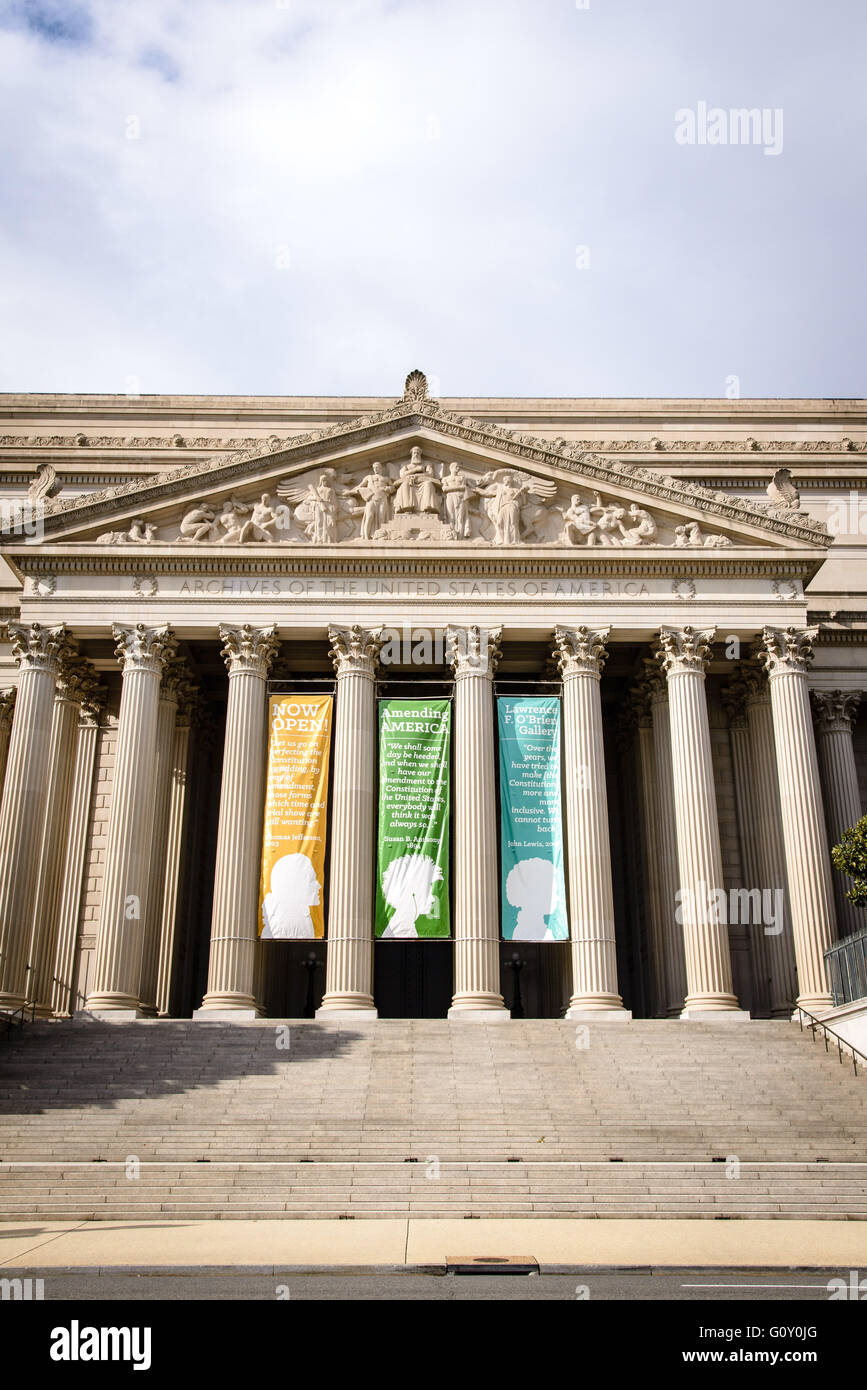 The Recorder of the Archives, entrance to National Archives building ...