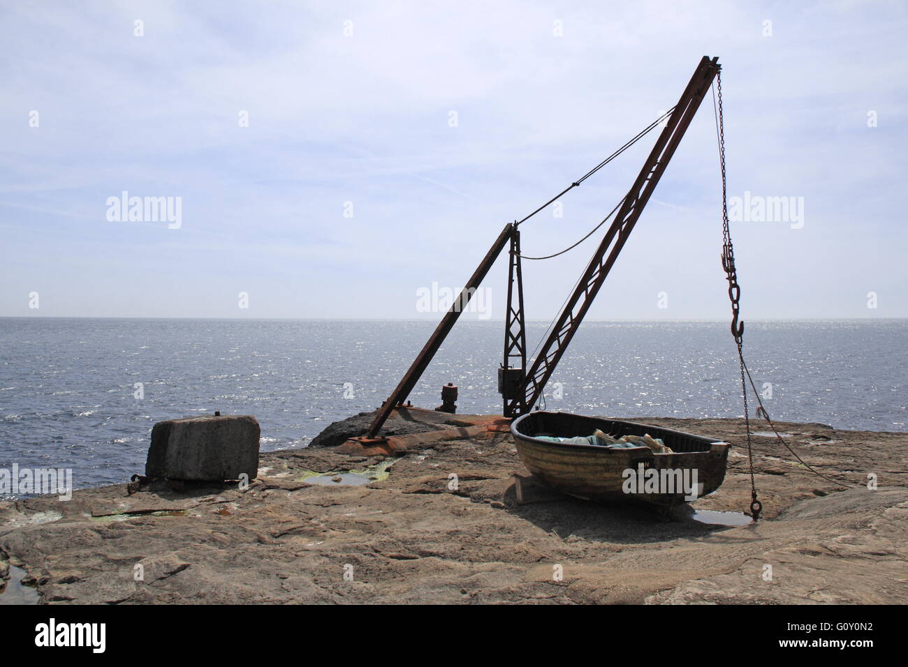 Red Crane quarry stone loading derrick, Portland Bill, Jurassic Coast ...