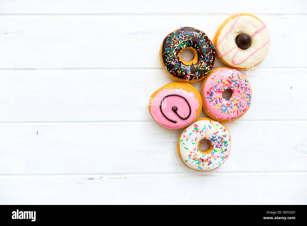 Multi colored donuts hi-res stock photography and images - Alamy