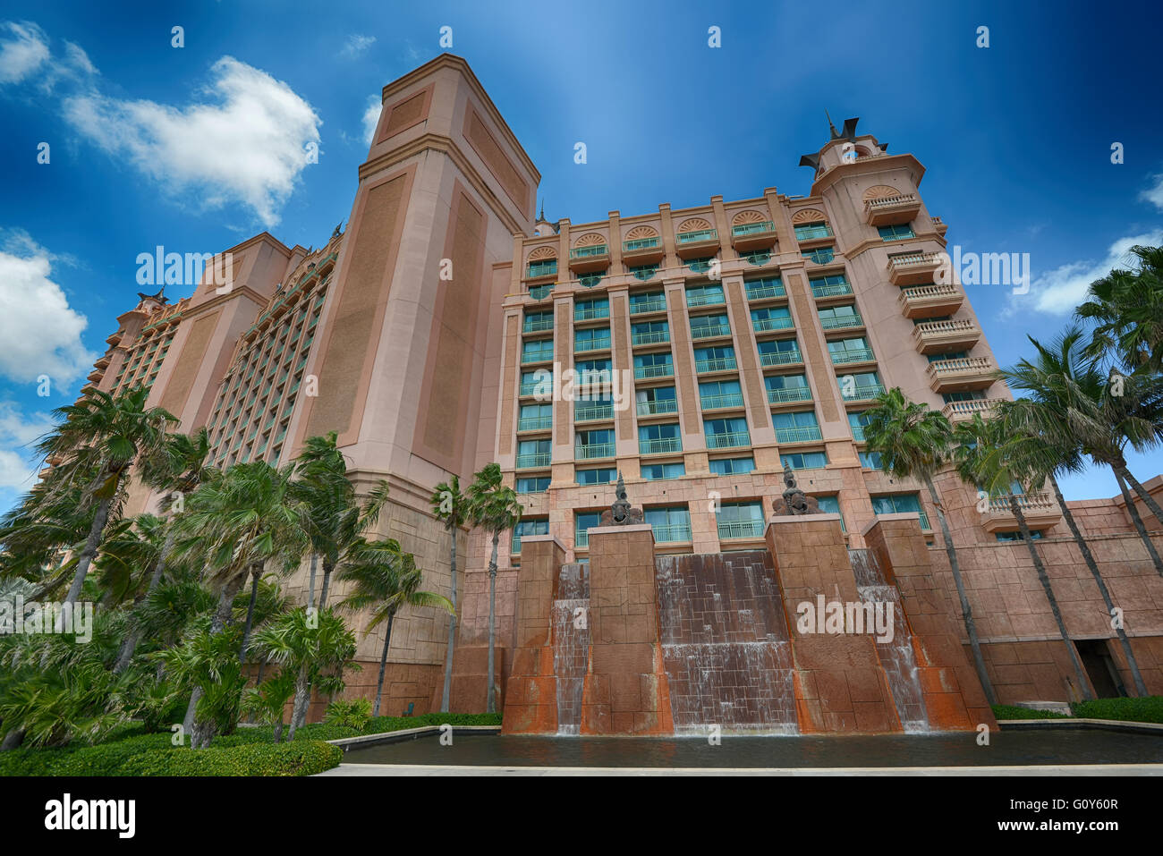 Atlantis - Bahamas with palm tree in natural light Stock Photo - Alamy