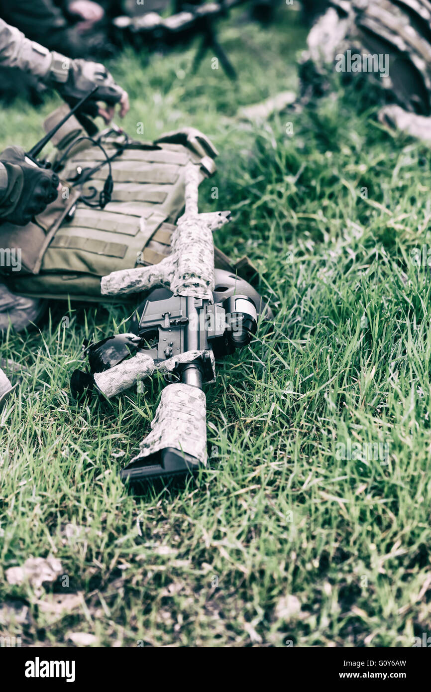 Military special forces soldiers weapons hi-res stock photography and ...