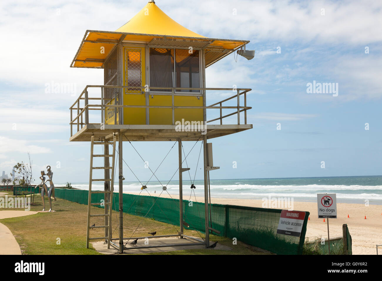 Lifeguard lookout tower hi-res stock photography and images - Alamy