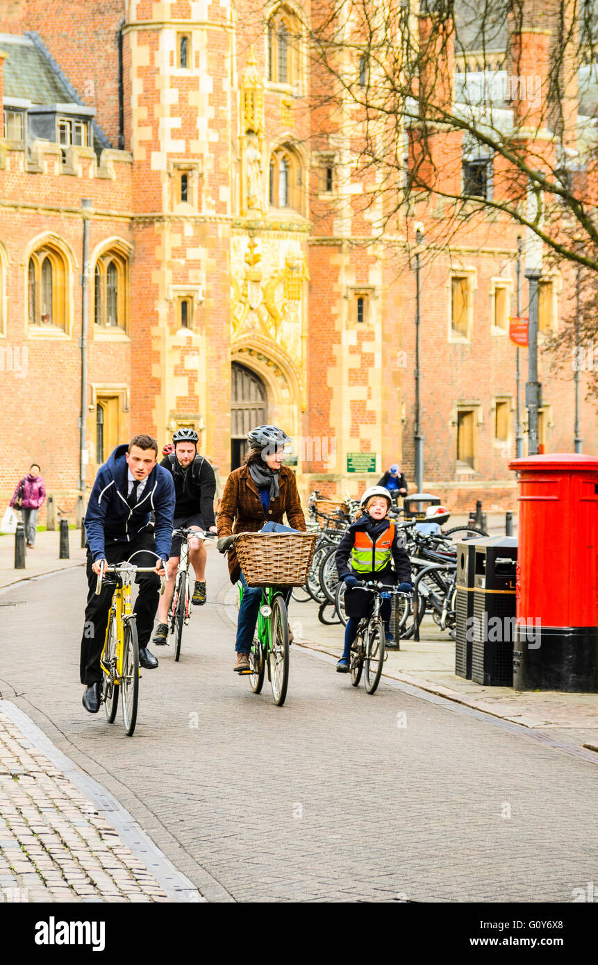 Cambridge england cyclist hi-res stock photography and images - Alamy