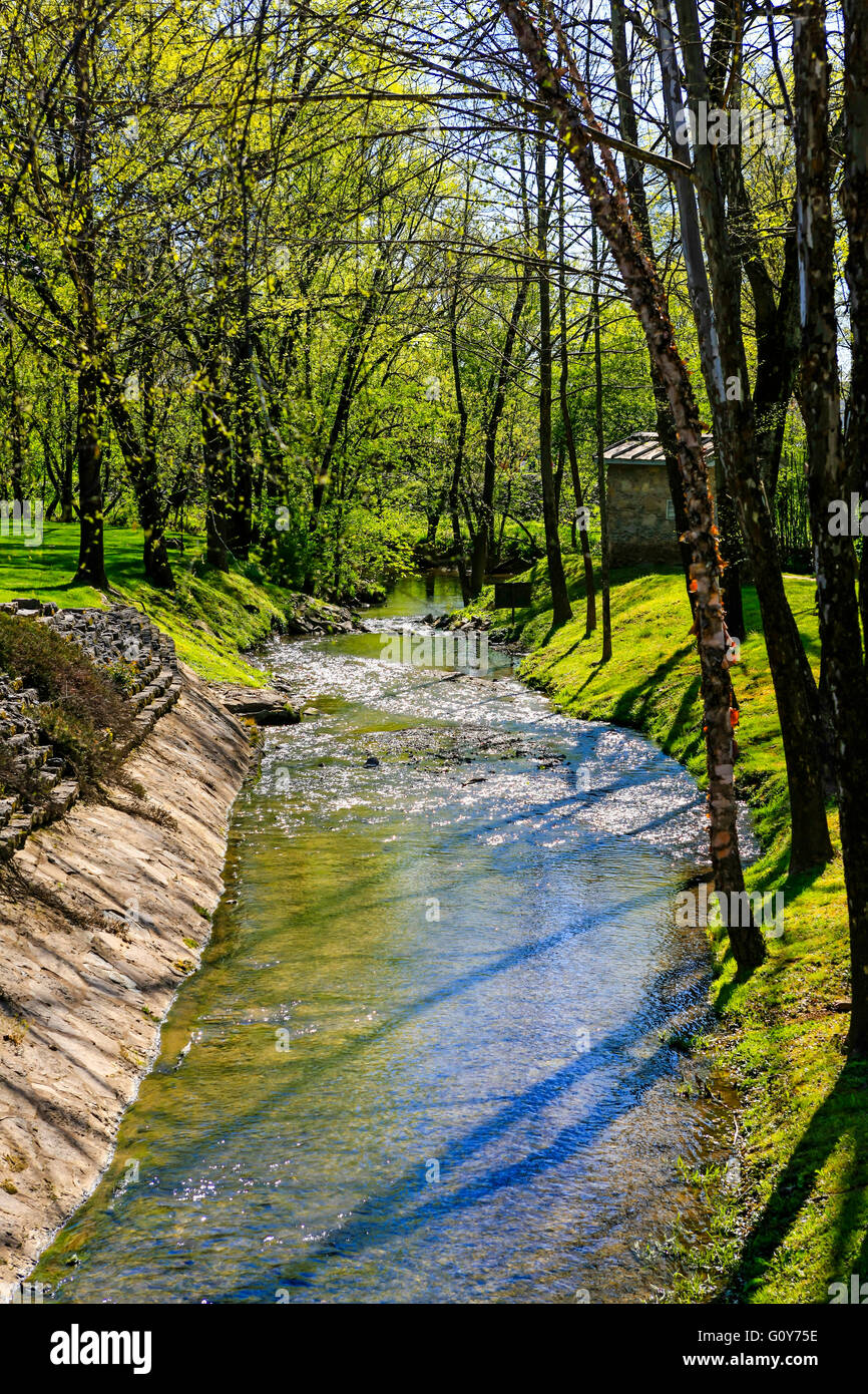 Jack daniels distillery spring hi-res stock photography and images - Alamy
