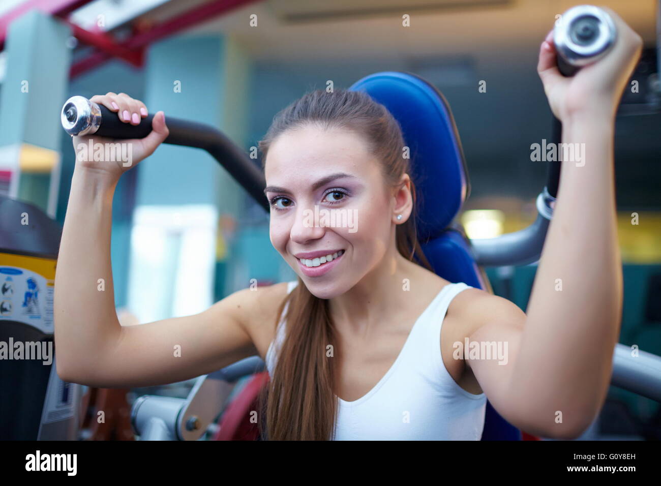 pretty girl training at the gym Stock Photo - Alamy