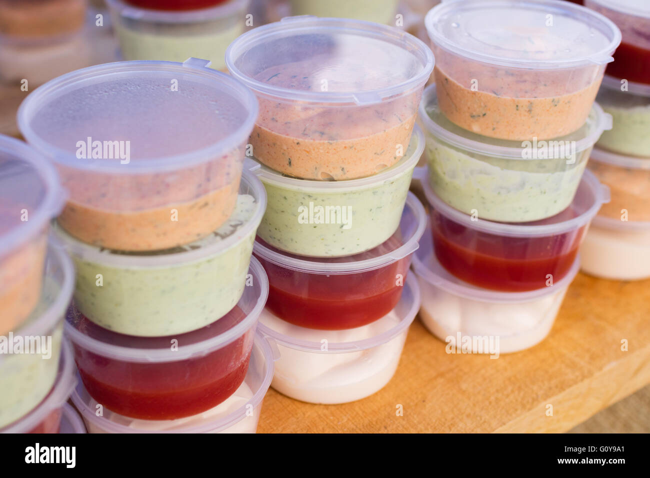 Plastic sauce containers hi-res stock photography and images - Alamy