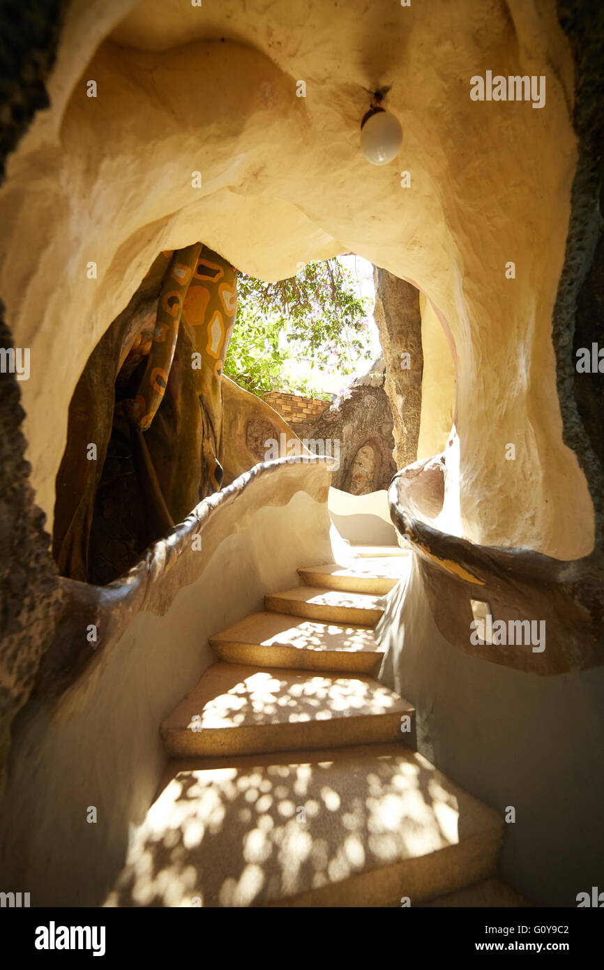 Crazy house hi-res stock photography and images - Alamy