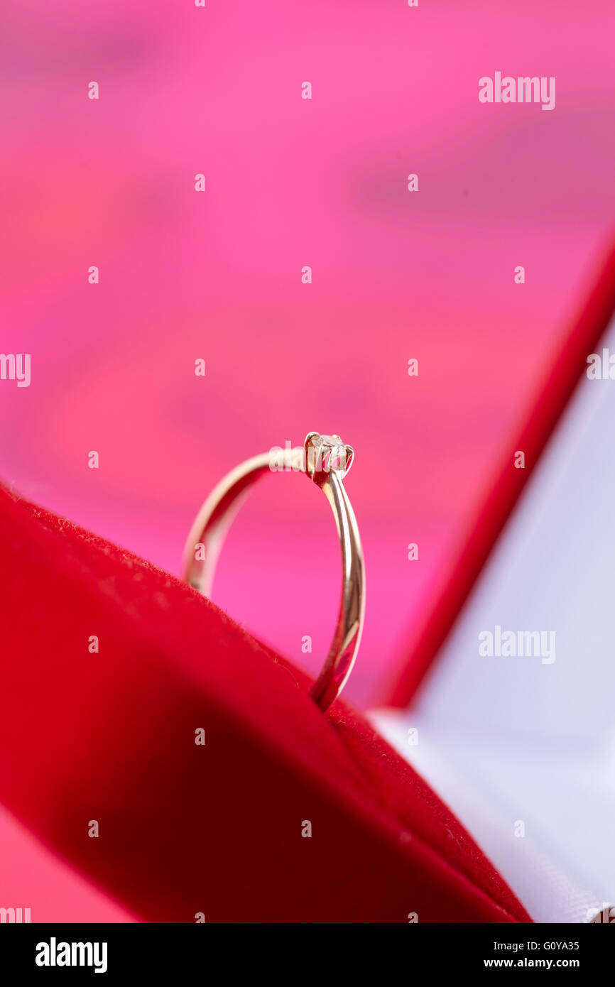 gold ring in a box Stock Photo - Alamy
