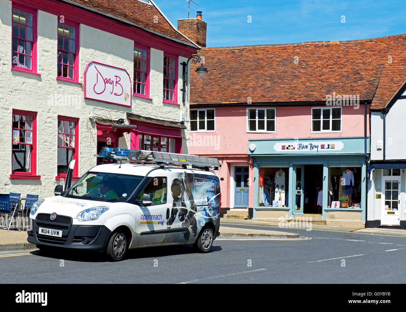 Openreach van hi-res stock photography and images - Alamy