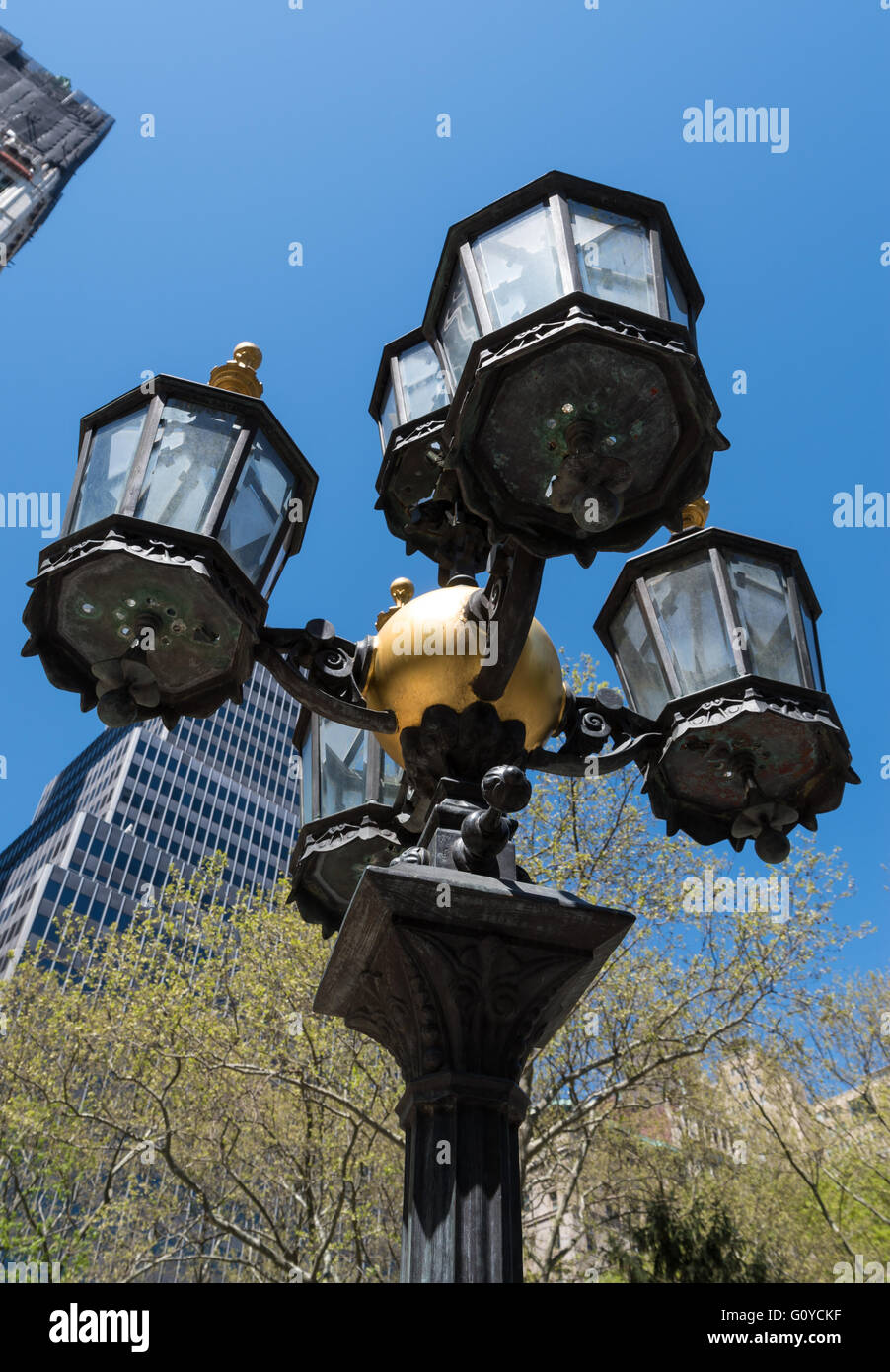 Decorative Lamppost Stock Photos & Decorative Lamppost Stock Images - Alamy
