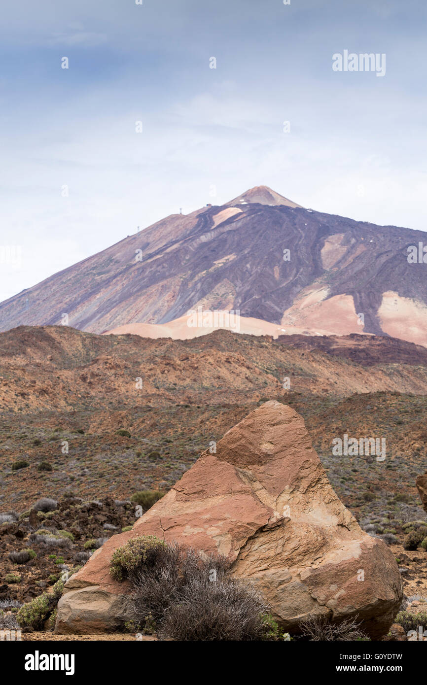 Triangular rock hi-res stock photography and images - Alamy